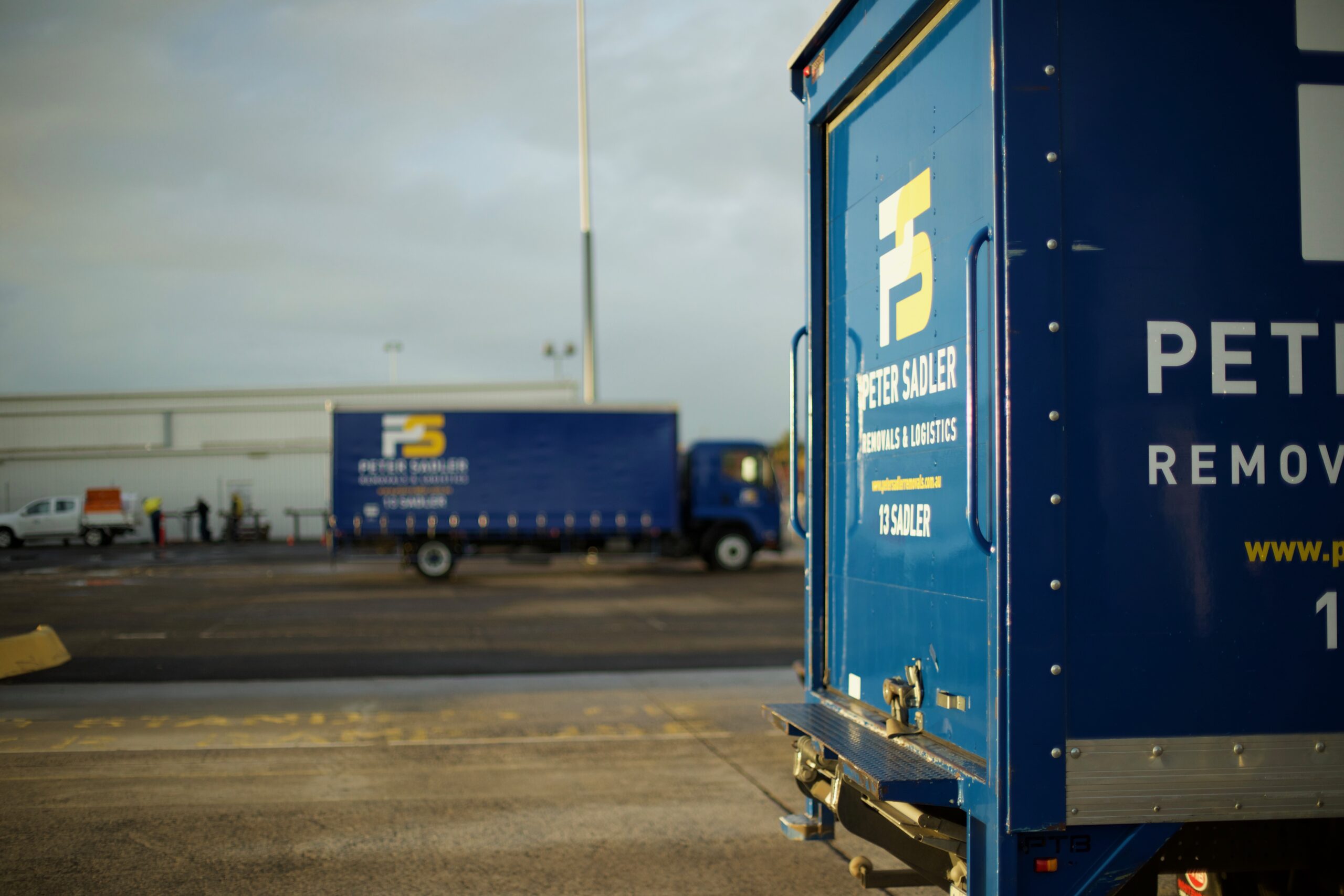 Logistics Fleet Facilities - Peter Sadler Logistics