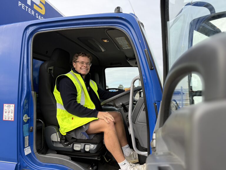 Contract Transport Services - Peter Sadler Logistics